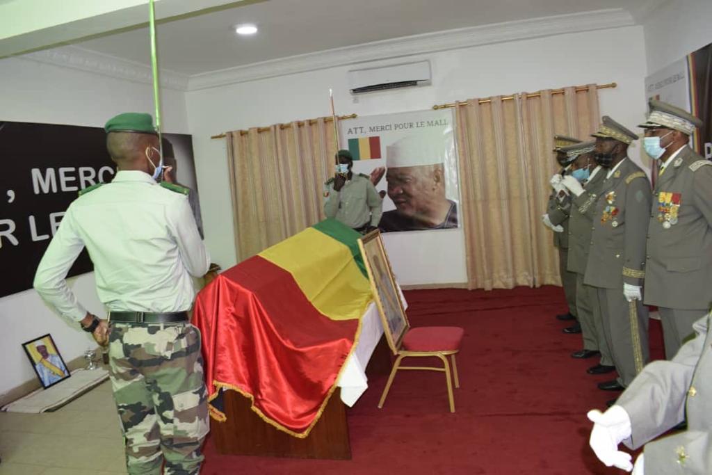 Mali: Deuil national de trois jours suite au décès du président ATT Mali: Deuil national de trois jours suite au décès du président ATT